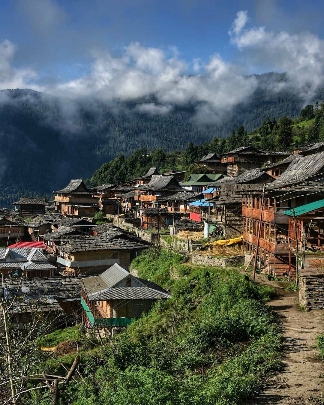 Dodra and Kwar Village,Rohru Himachal Pradesh. - मेरुमुलुक.कॉम ...